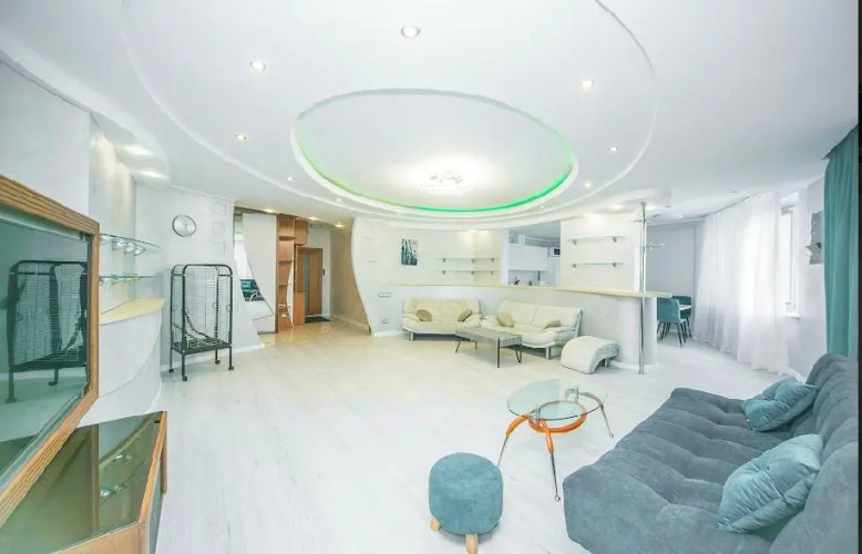 Roskoshnye 150 Metrovye 4-komnatnye V Tsentre Minska&nbsp;Ryadom&nbsp;S&nbsp;Vokzalom Apartments - 