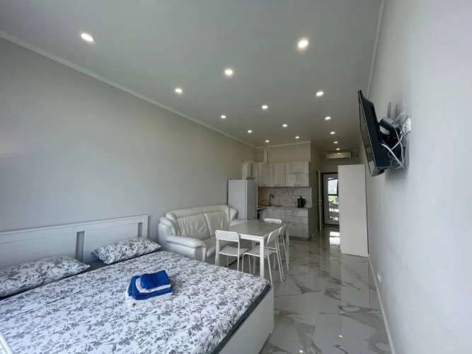 S Basseynom Na Kryshe Flat - Sochi