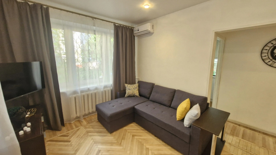 Komfortnaya V 5 Minutakh Ot Metro Arbatskaya Flat - Moscow