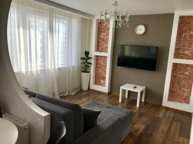 Yevrodvushka S Dizaynerskim Remontom I Panoramnym Vidom Na Polya I Shosse Flat - Рязань
