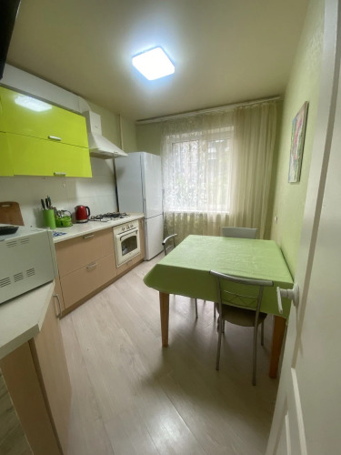 3kh Komnatnaya Ryadom S Parkom Pobedy 3 Etazh Flat - Липецк