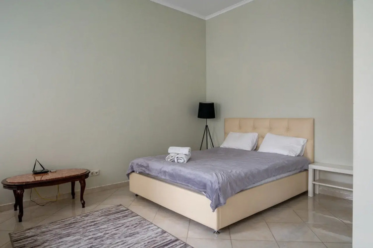 Stilnaya Studiya Na Patriarshikh Prudakh Flat - Moscou