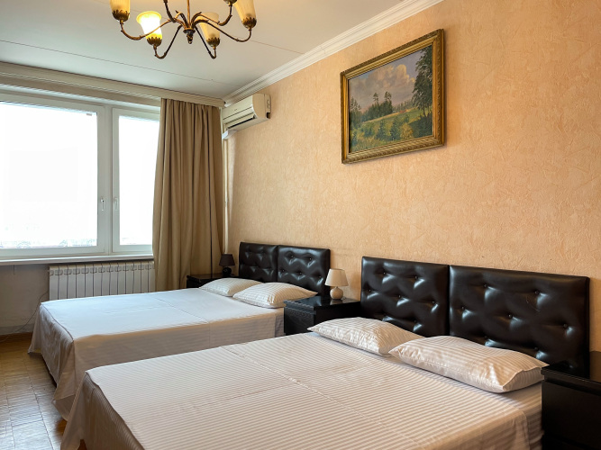 Dvukhkomnatnaya Ryadom S Ekspotsentrom Flat - Moscow