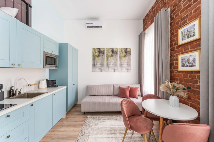 Dvukhurovnevaya Dizaynerskaya Chetyrekhmestnaya Flat - Moscow