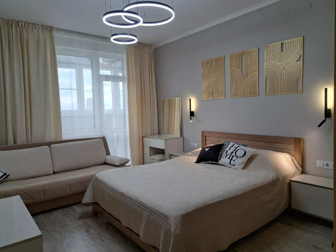 2-k Kvartira U Metro Molodezhnaya S Yarkimi Zakatami Lodging House - Moscow