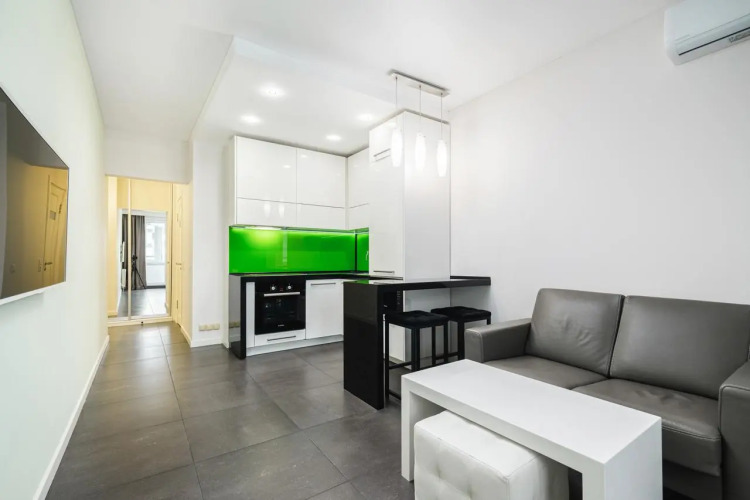 V Tsentre Na 2-3 Cheloveka (Na 23 Etazhe) Flat - Minsk