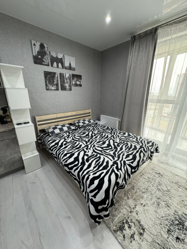 Na Ulitse Zhoresa Alfyorova 12 Flat - Minsk