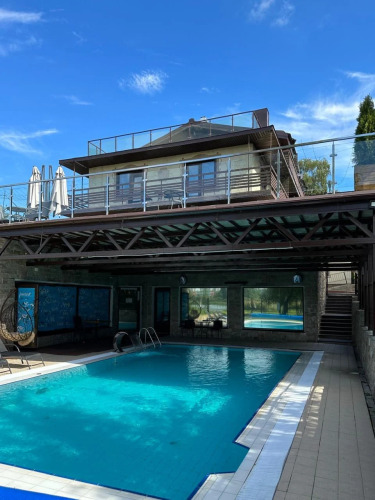 Hugge On The Lake Spa Hotel - 