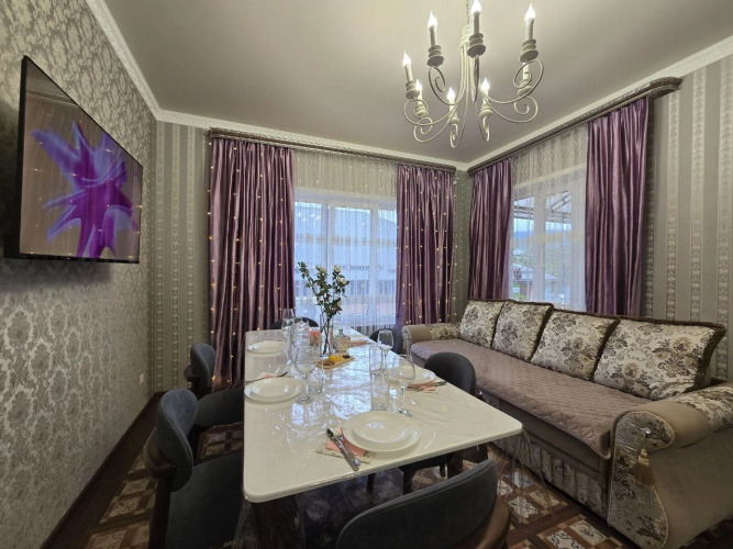 S Tremya Spalnyami I Vidom Na Goru Beshtau Private House - Пятигорск