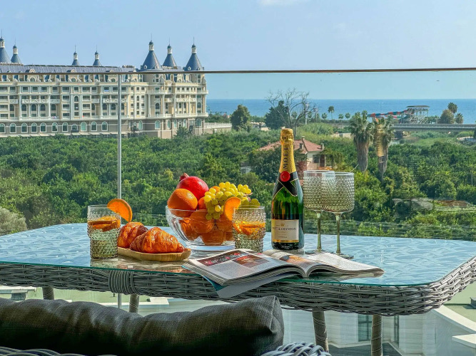 1+1 V Komplekse Azura World  S Vidom Na More I Akvaparkom Dlya Semejnogo Otdyha Apartments - İncekum