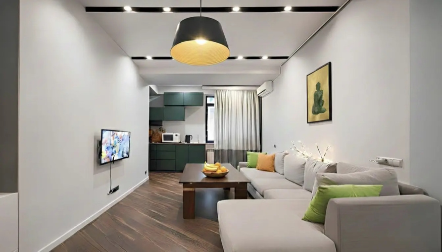 V Samom Serdtse Yerevana U Parka Sizons Lodging House - Erevan
