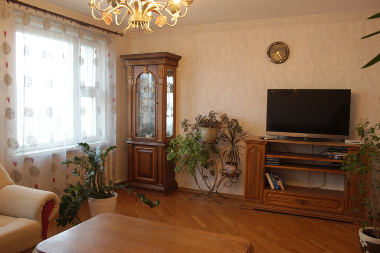 Prostornaya Dvuhurovnevaya Ryadom S Metro Flat - Minsk