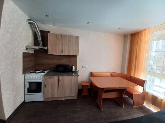 Shestimestnye Apartamenty Klassa Lyuks Flat - Volgograd