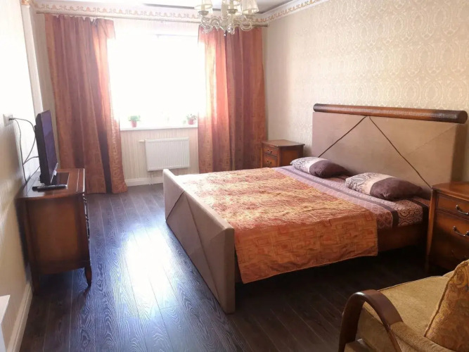 S Prostornoy Lodzhiey I Vidom Na Gorod Apartments - Yekaterinburg