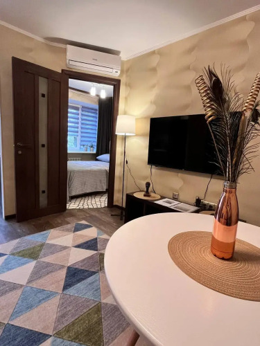 Chistaya Uyutnaya Kvartira S Dvumya Spalnyami Vozle Metro Ploschad Pobedy Apartments - Minsk