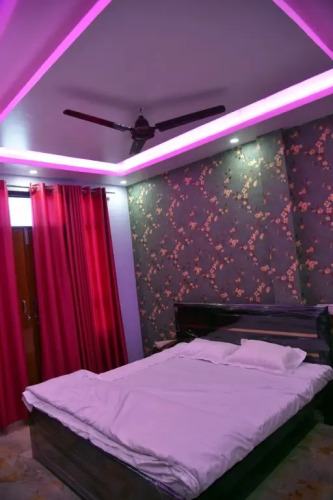 Relax With Ramayana Hotel - Ayodhya