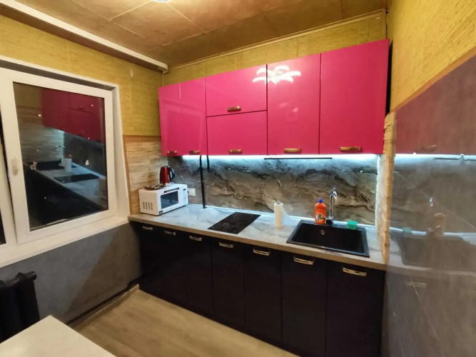 S 2 Komnatami V Tsentre Goroda Apartments - Мурманск