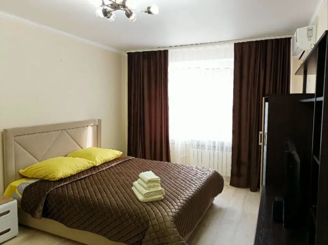Uyutnaya V Rayone Savushkina Flat - Астрахань
