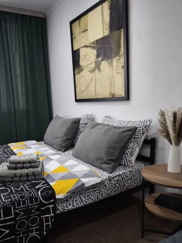 S Vidom Na Reku Flat - Омск