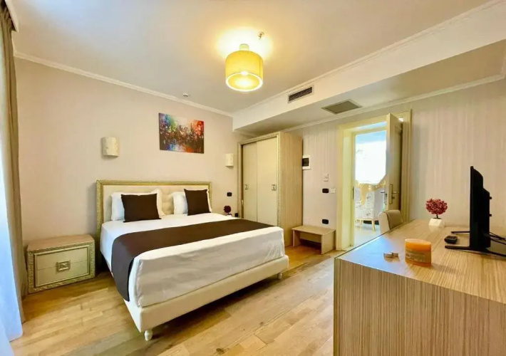 Amh Hotel - Durrës