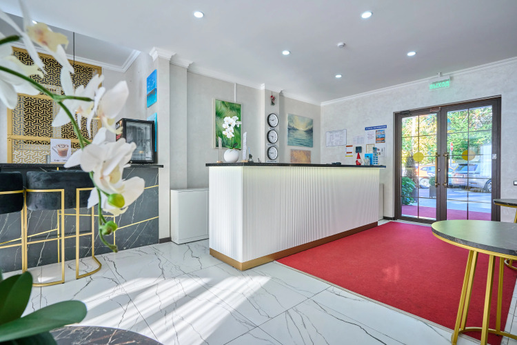Teatralny Hotel - Sotschi