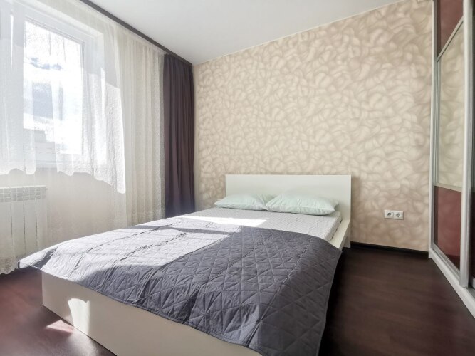 Dvukhkomnatnaya Kvartira U Kosmoporta Apartments - Samara