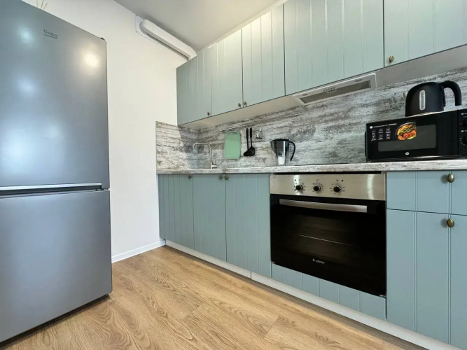 Tut Khorosho Na Kosmonavtov 9b 2 Flat - Yekaterinburg