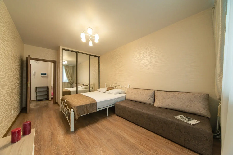 Flat Ot Kompanii Khoum Hotel Na Ul. Karlamarksa 4a - Самара