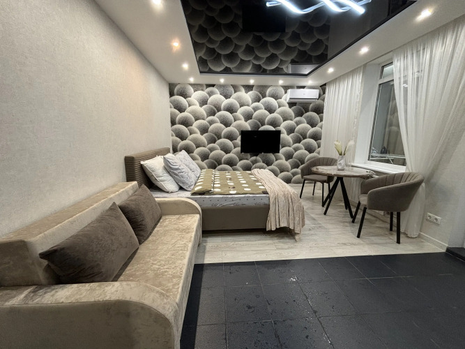 Shikarnaya Studiya Ryadom S Semashko Flat - Nizhny Novgorod