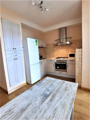 Uyutnaya Na Lipovoy Allee 9 Flat - Kaliningrad