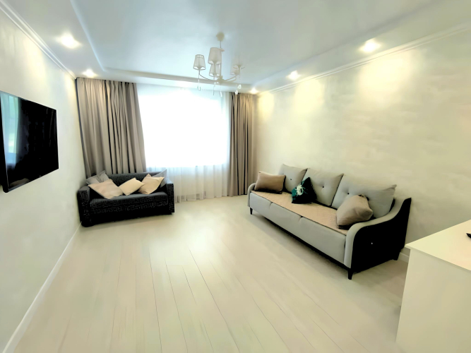 Urban Apartmens 2-kh Komnatnye Ryadom S Metro I Bazoy Otdykha U Lesa - Kazán