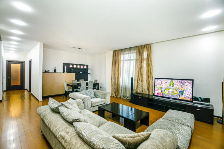 City Centre 38 Apartments - Baku