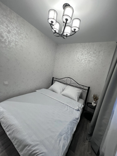Apartamenty V Stile Loft V Tsentre Goroda Na Naberezhnoy Flat - Камышин