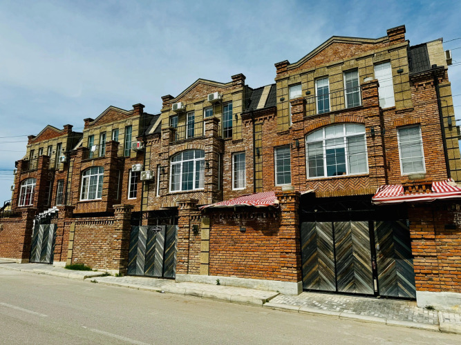 Dzhentelmen Hotel - Дербент