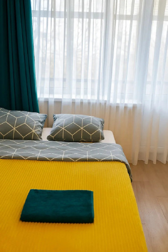 Odnushka Na Zapadnom S Vidom Na Zeleny Sad Flat - Донецька область