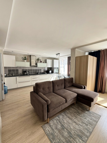 Uyutnaya S Horoshim Raspolozheniem Na Kvartale Flat - Kazan