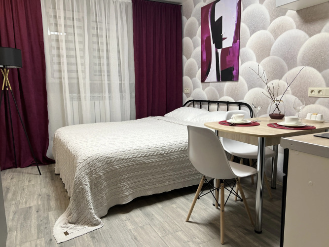 Burgundy Flat - Moscow