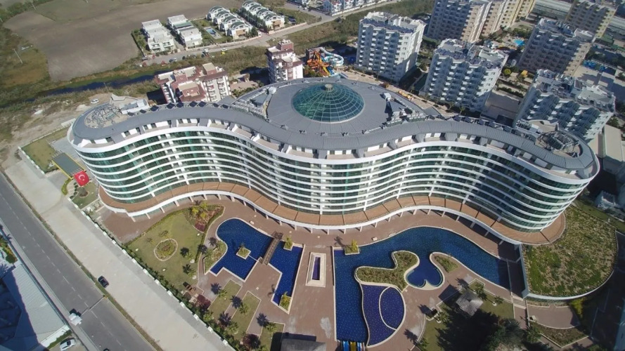 Maxi Sirius Town Apartment - Lara Beach