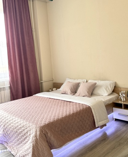 Na Krestinskogo 35 Apartments - Екатеринбург
