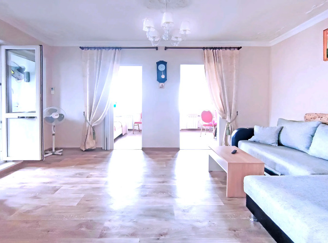 Trekhkomnatnaya Uyutnaya I Prostornaya V Samom Tsentre Sochi! Flat - Sochi