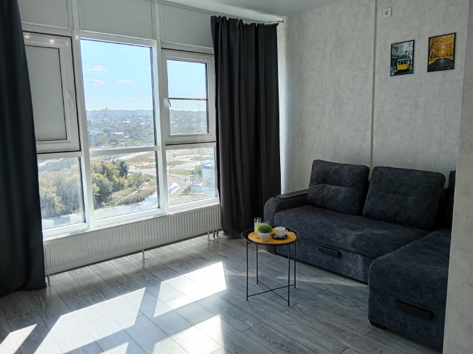 S Panoramnymi Oknami S Vidom Na Ozero Flat - Volgograd