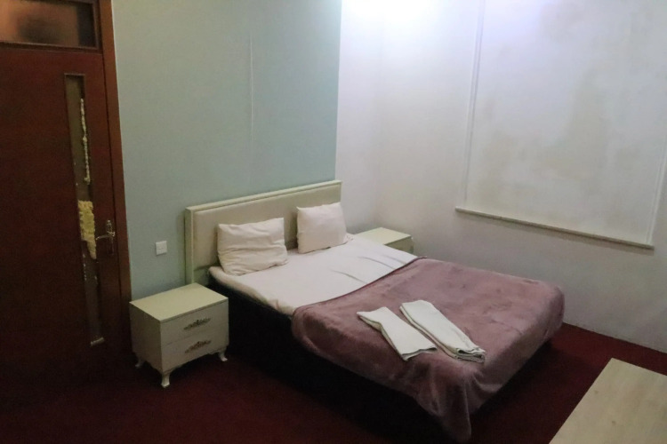 Ekm Hotel - 