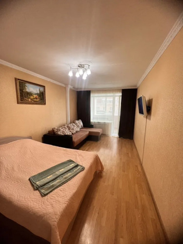 Na Ulitse Uchebnoy 8 Apartments - Томск