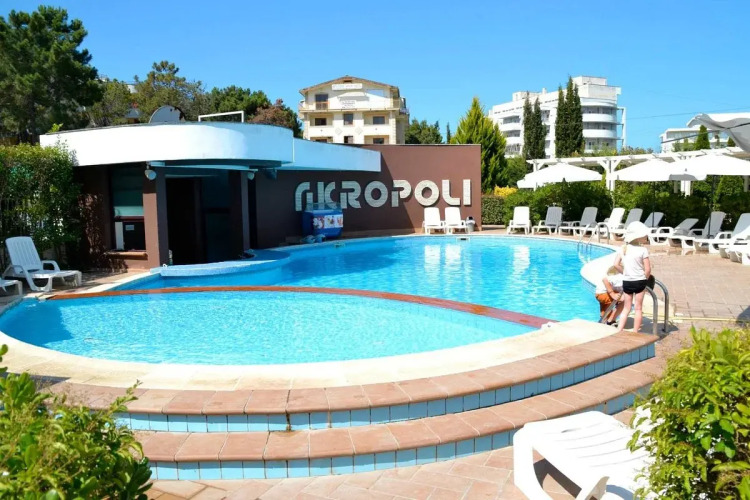 Akropoli Hotel - Golem