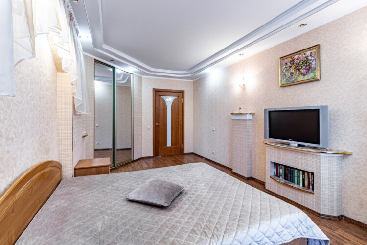 3-h Komnatnie Pritytskogo Apartments - Minsk