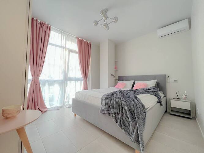 Novye Dizaynerskie Dvukhurovnevye Apartments - Rusia