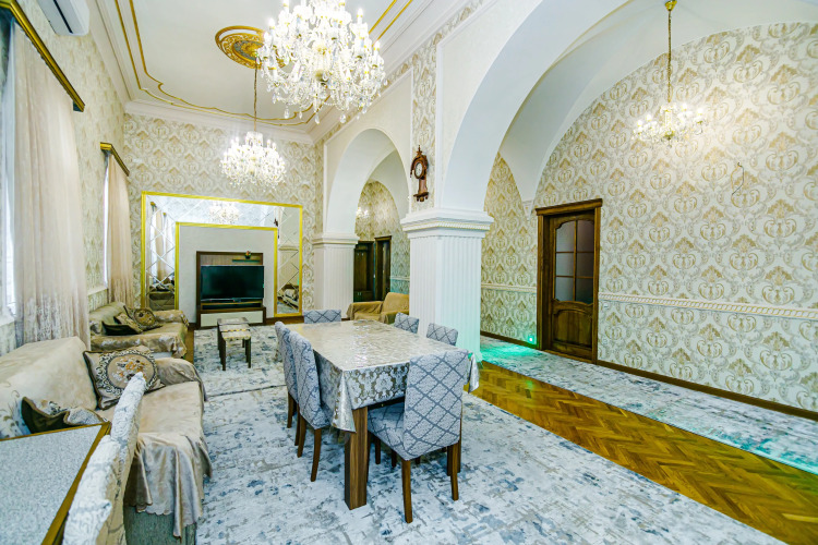 Premium At Nizami Street On Targovi Apartments - Baku