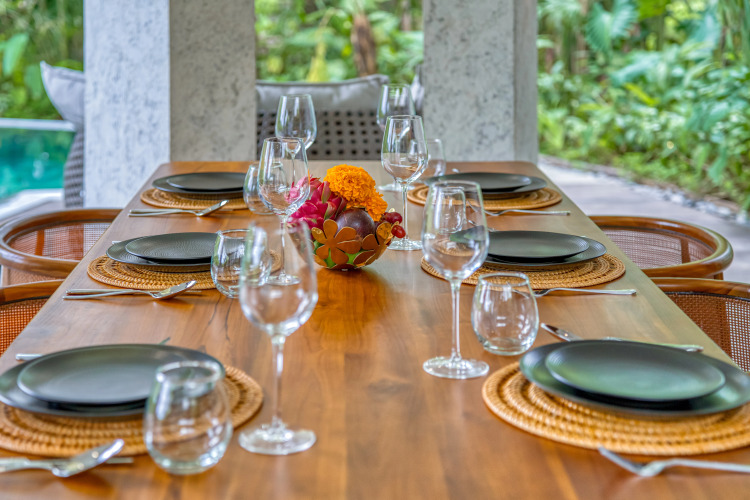 Jungle Flower Hotel - Ubud