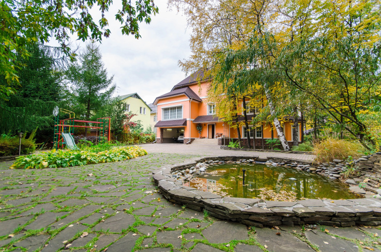 Balashikha. Kalinina D. 1 Private House - Балашиха