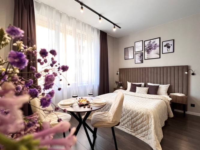Biznes Apartmenty V Samom Serdtse Goroda Apart Otel - Новосибирск